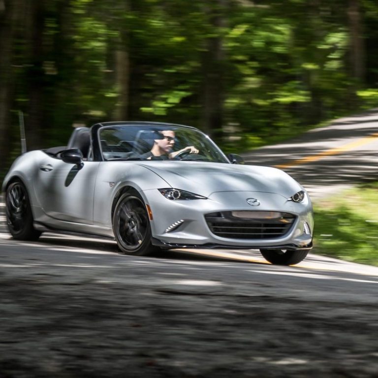 What Does Engine Displacement Mean? A Comprehensive Guide - AutoMoto